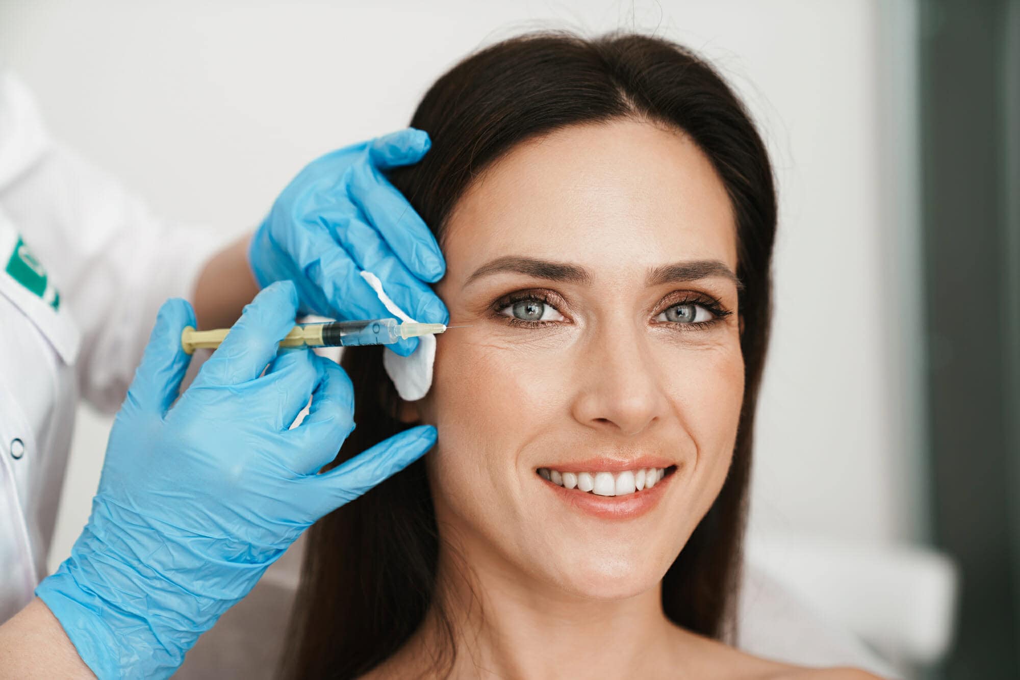 Demystifying Botox: A Comprehensive Guide for Beginners